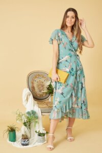 16 Catholic Easter Vigil Outfit Ideas - Christian Faith Guide