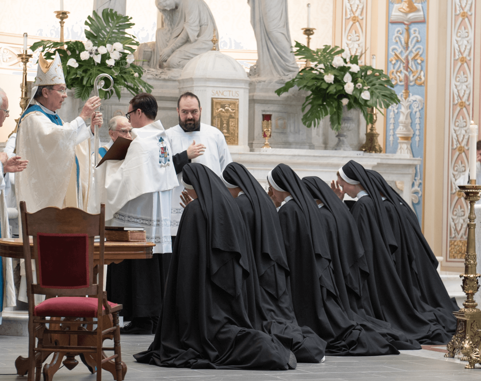 Do nuns take a vow of poverty? - Christian Faith Guide