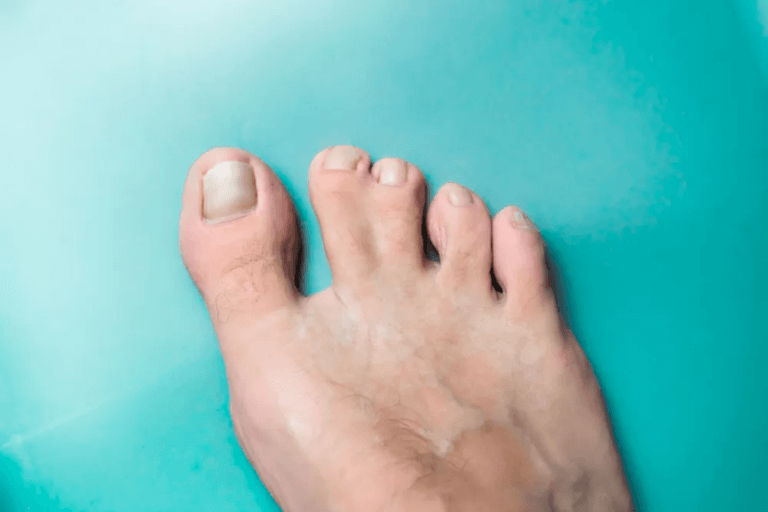 Spiritual meanings of webbed toes - Christian Faith Guide