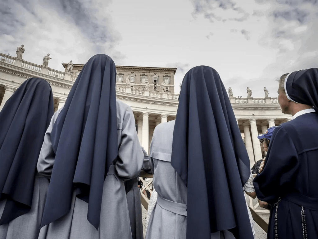 What type of nuns are there? - Christian Faith Guide