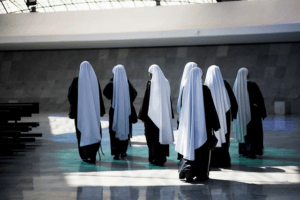 Nuns (History, Origin, Vows, Orders + More Information) - Christian ...